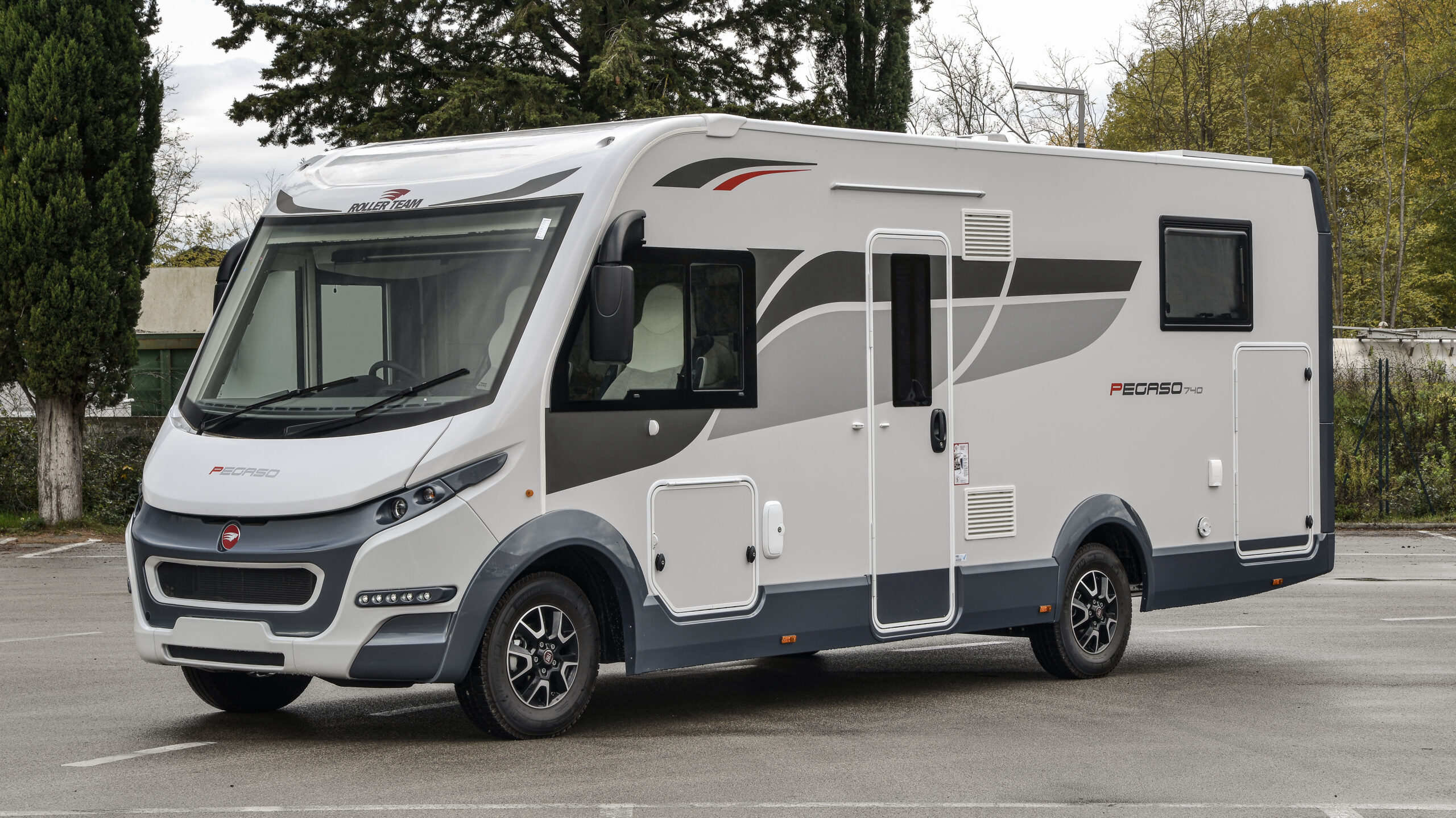 Motorhomes & Campervans Roller Team | The choice of value and reliability