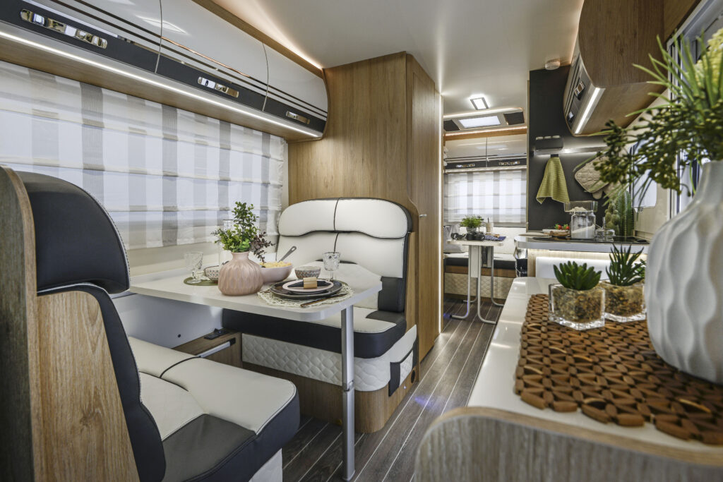 AUTO ROLLER 746 - RollerTeam UK