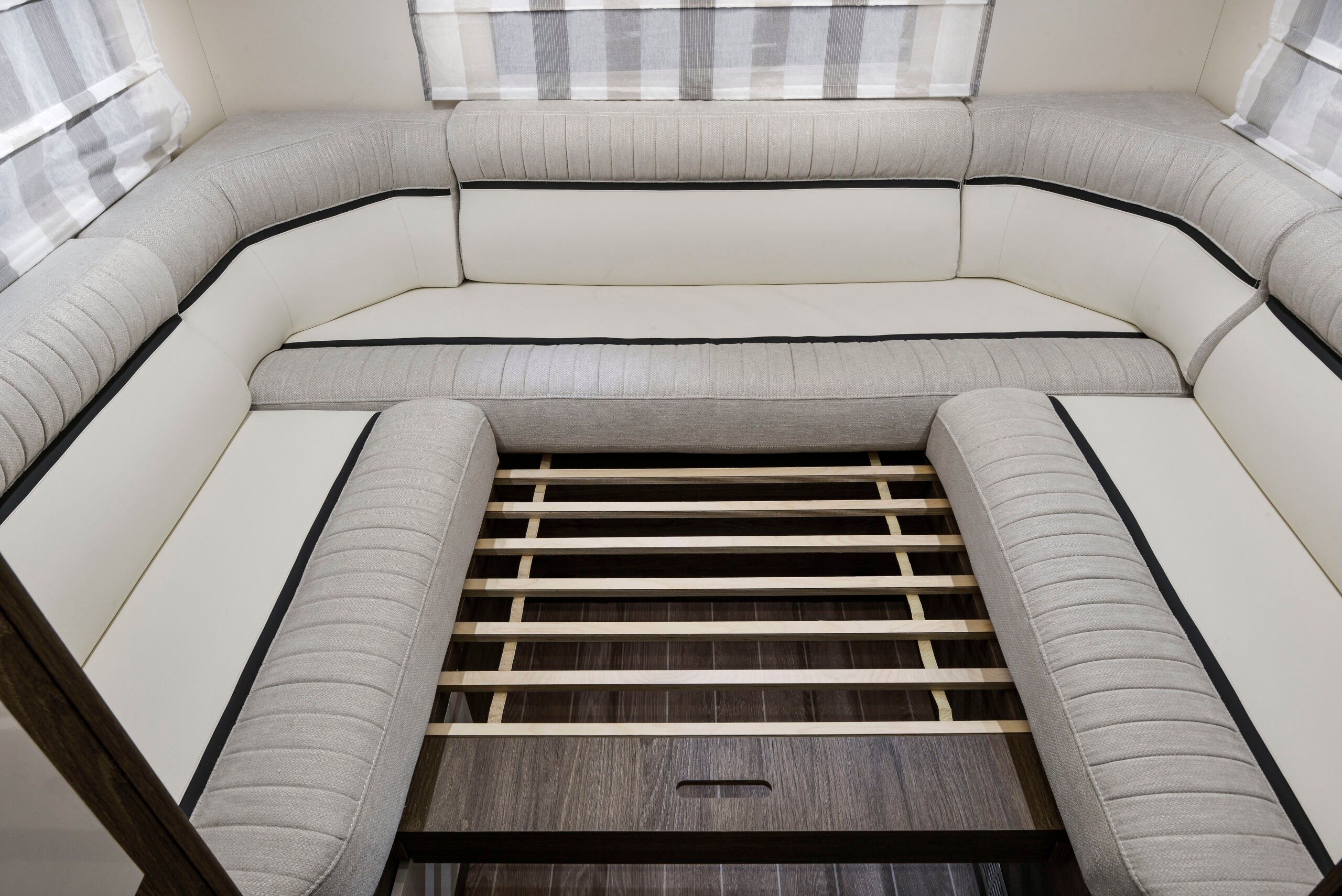 T-Line 700 - RollerTeam UK