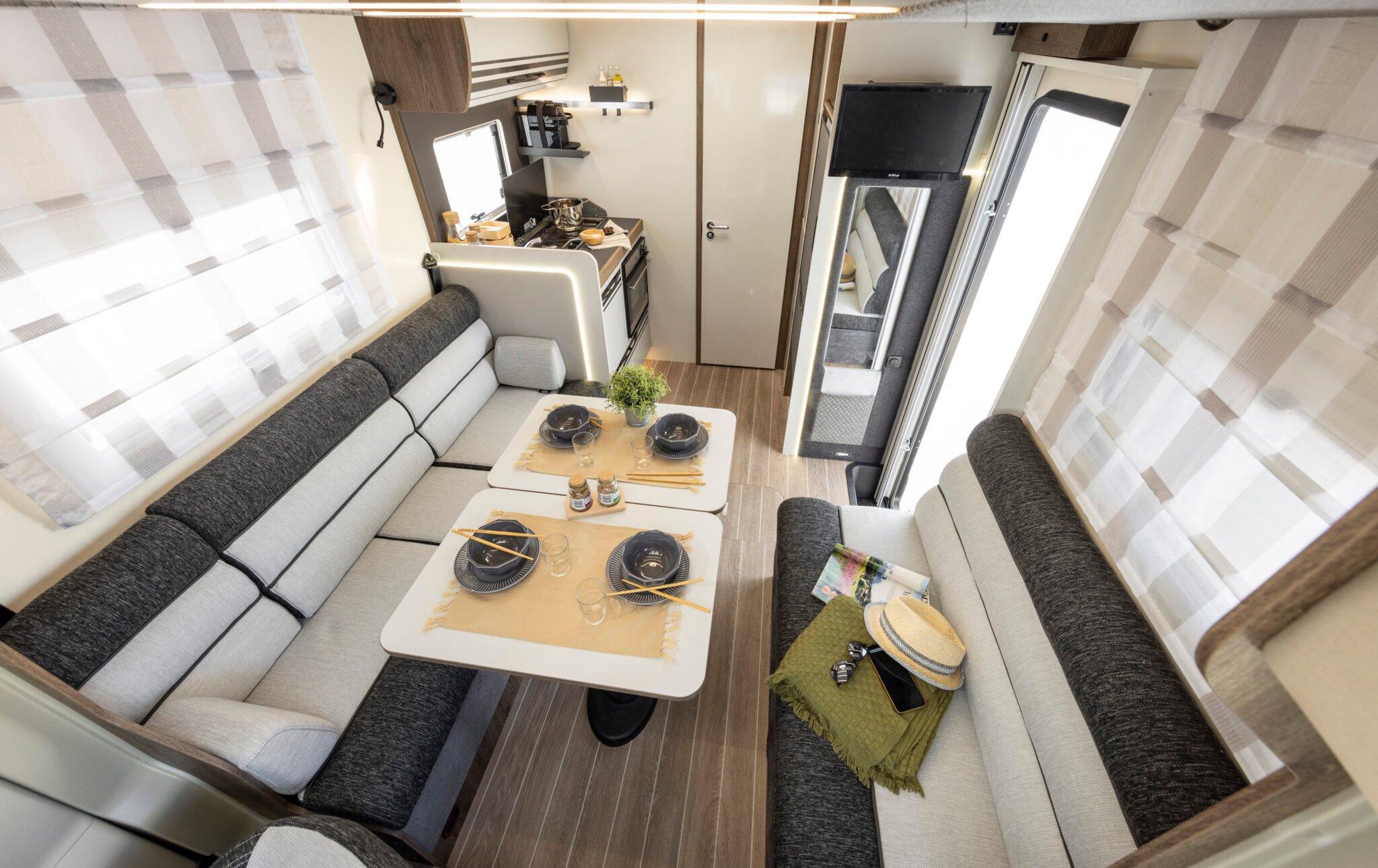 T-Line 590 - RollerTeam UK