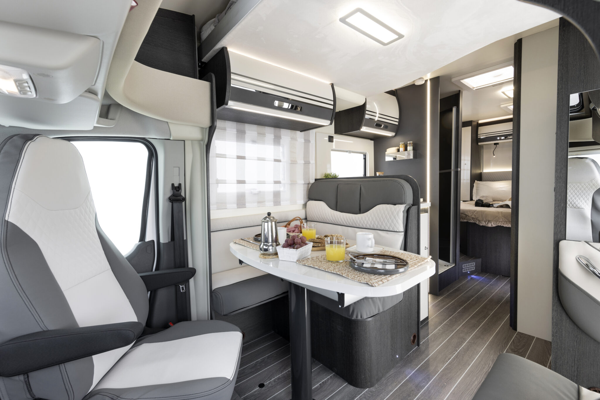 Zefiro 696 - RollerTeam UK